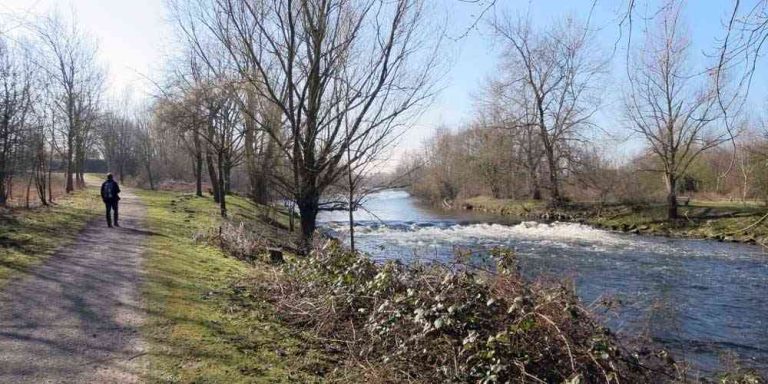 Wandelen langs rivier de Roer, 175 km van monding tot bron ...